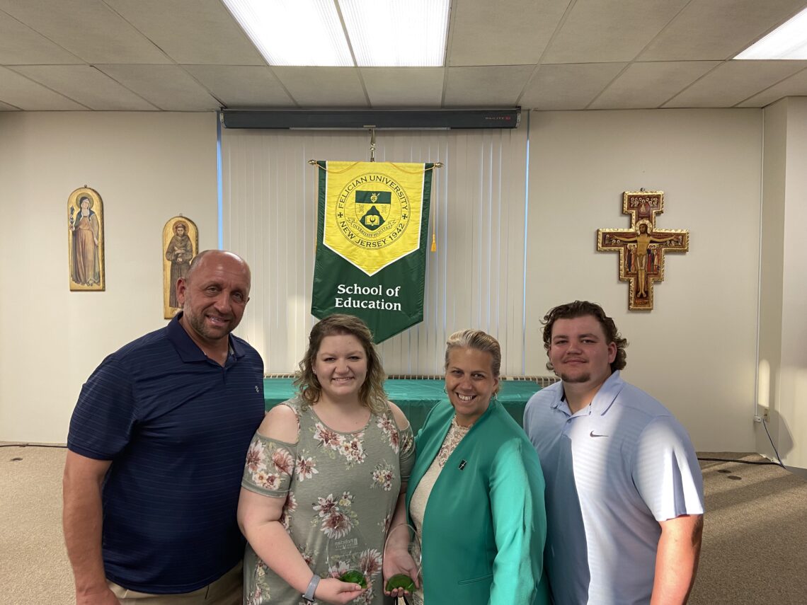 Candlelight Ceremony Honors School of Education Graduates - Felician ... Candlelight Ceremony Honors School of Education Graduates - Felician ...